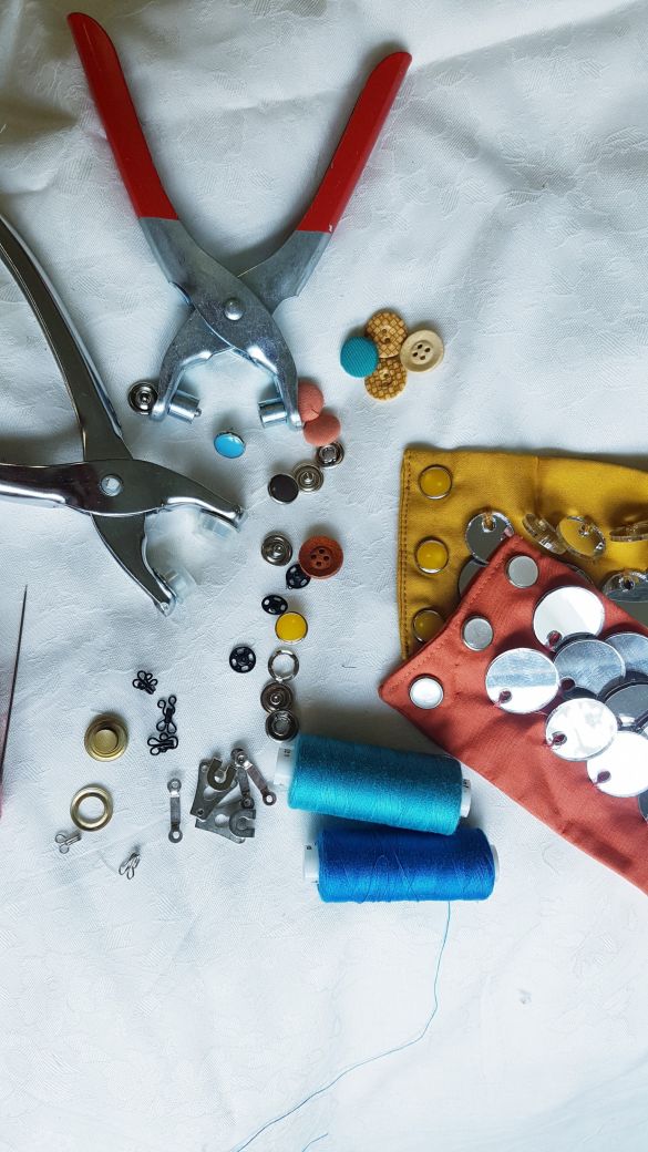 14) Clothing Closures and Applications - VCUarts Qatar